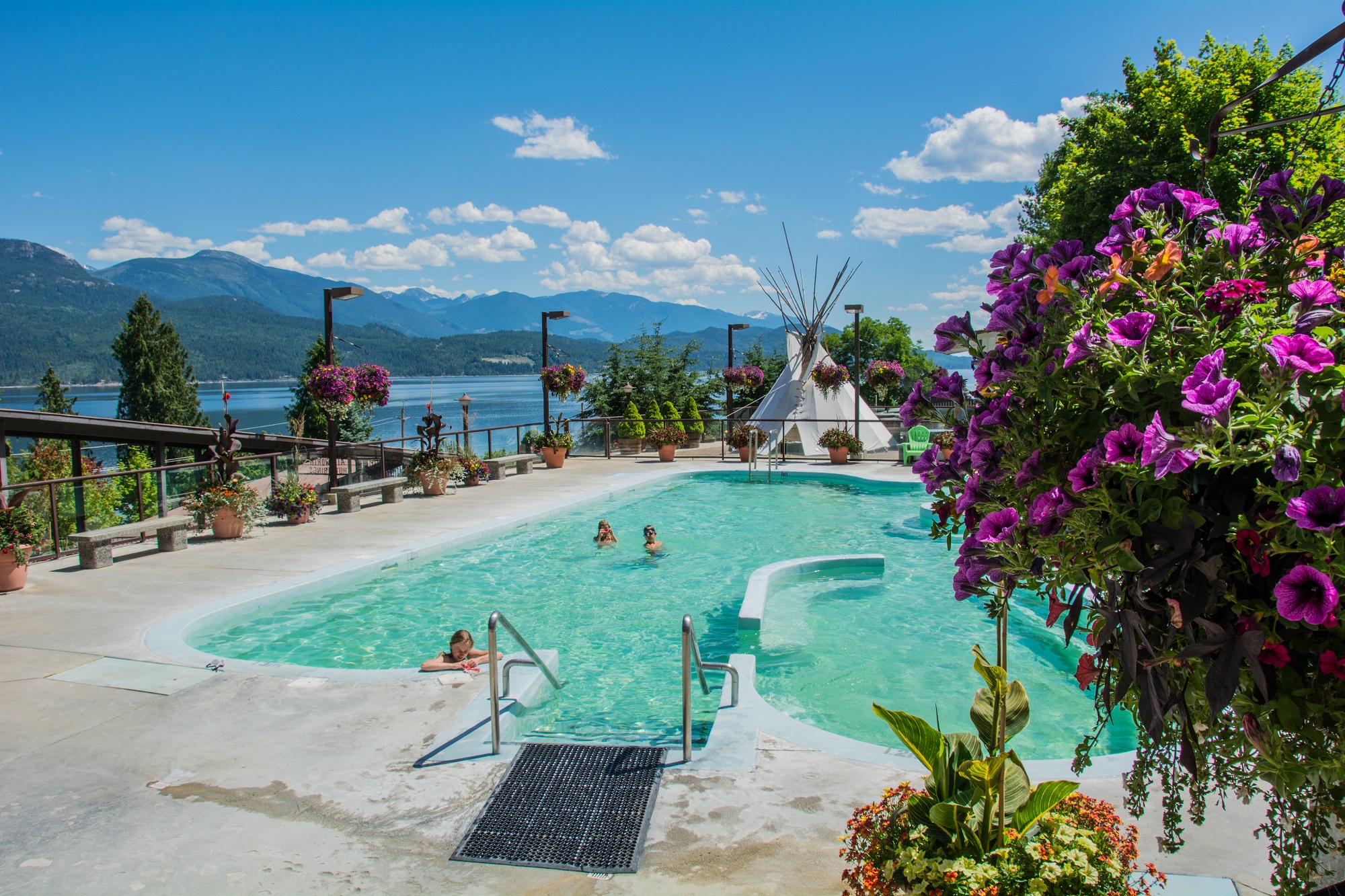 Ainsworth Hot Springs | Kootenay Lake | Kootenay Rockies | Travel ...