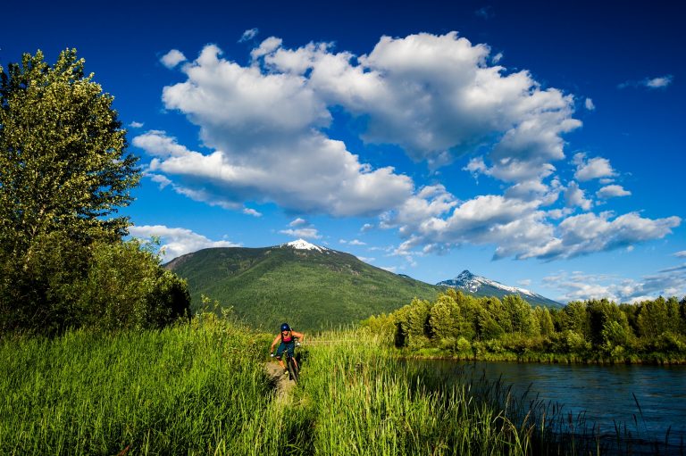 Hot Springs and Heritage Circle Tour | Tours & Drives | Travel British ...