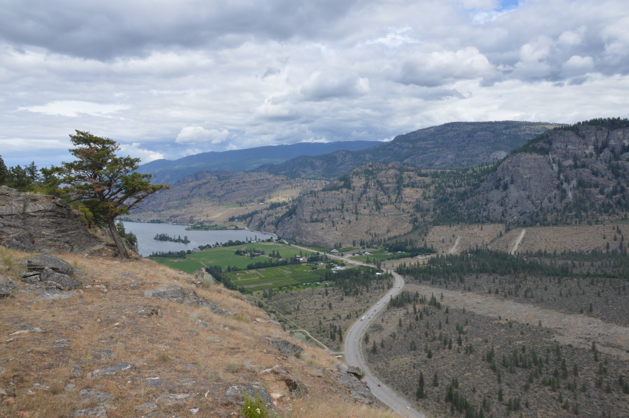 Winter Hiking in the South Okanagan, BC | Travel British Columbia
